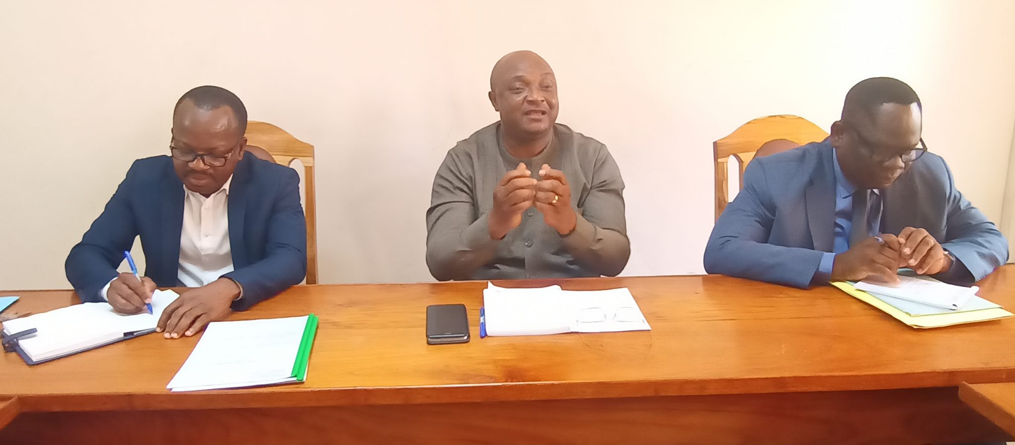 Cérémonie de passation de service : Un nouveau départ pour la Direction des Affaires Financières ...