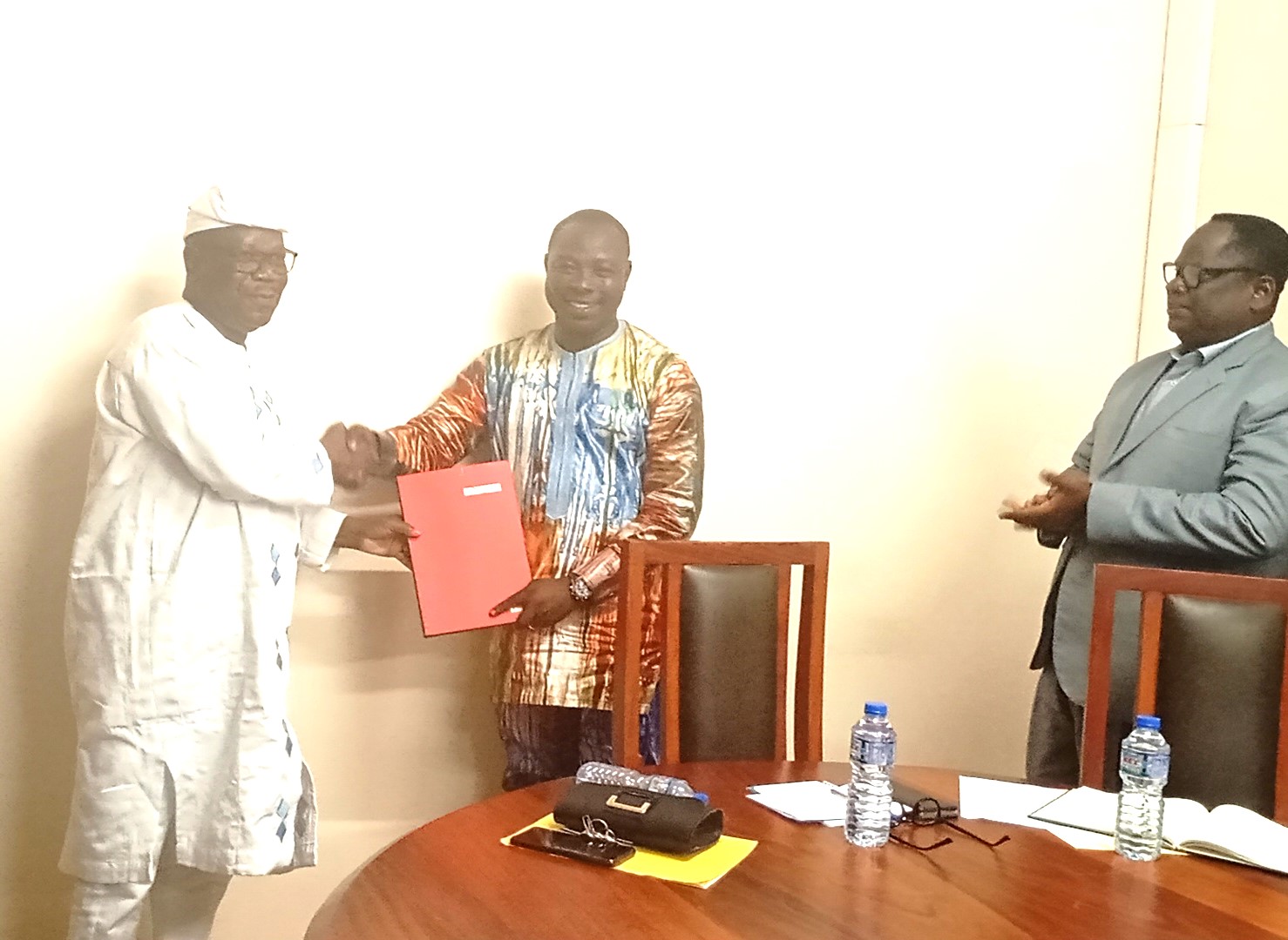 Passation de service à la Direction de la Formation Professionnelle : Monsieur BARARMNA-GNALIMBA ...